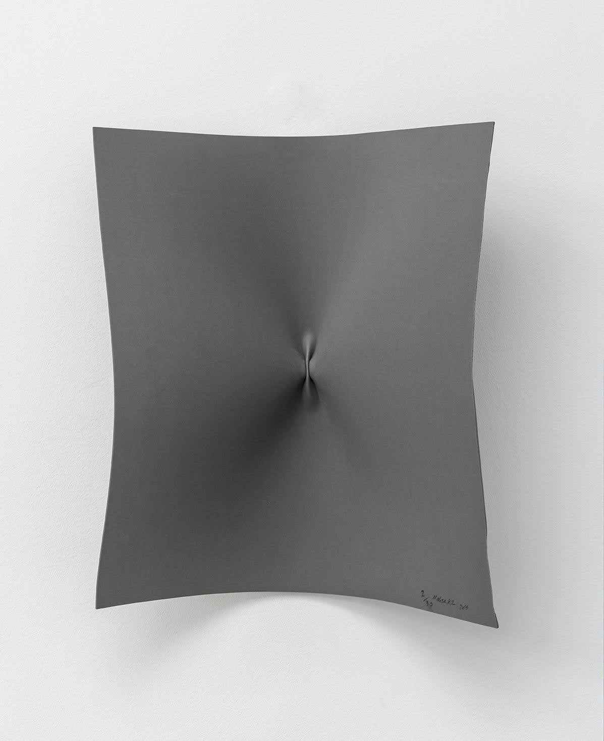 Pinched Series – Mahsa Karimizadeh